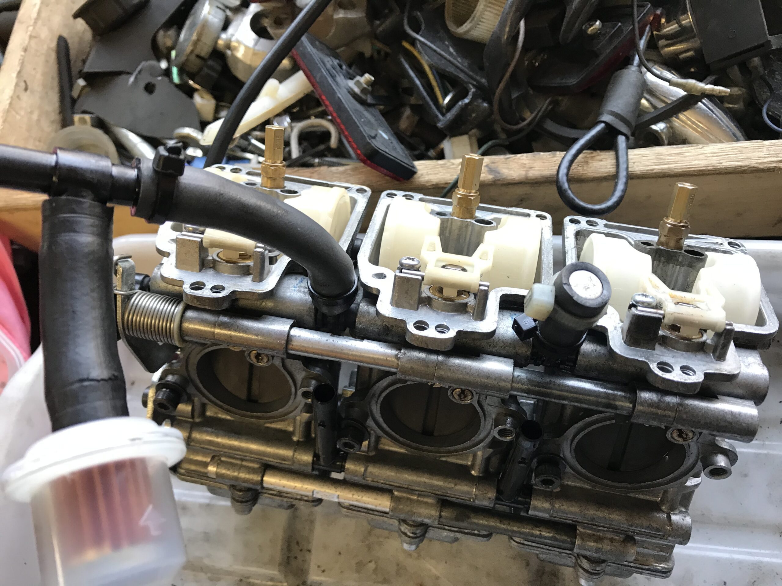 FCRセッティング-中古FCRを購入したが、アイドリングが安定しない、走り出すとバックファイヤーする | CBX1000-ららら