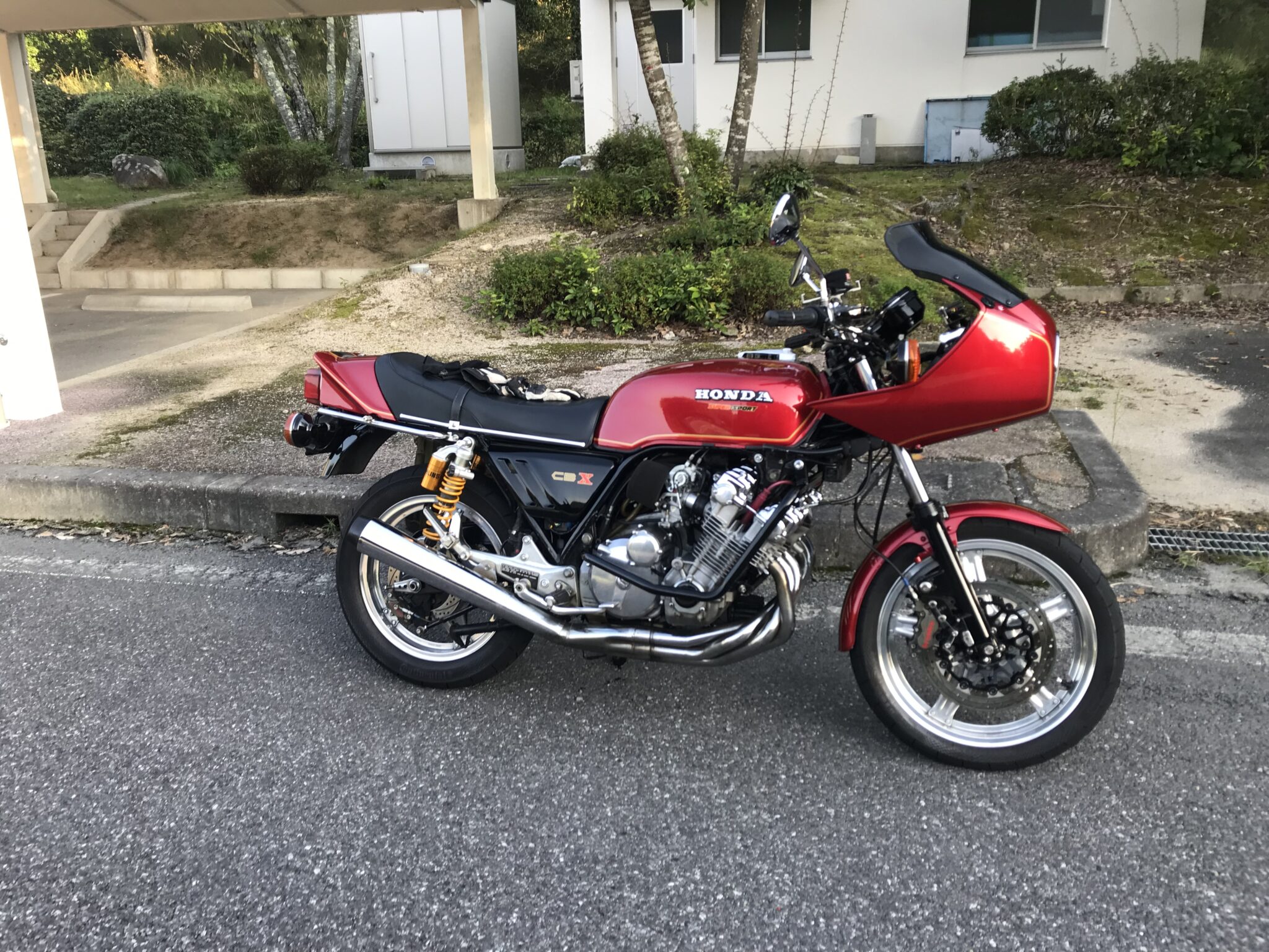 cbx,cbx1000,FCR,広島,エンジン,オーバーホール,レストア,6気筒,ホンダ,カスタム,フルカスタム,オーリンズ,ブレンボ,ウオタニ | CBX1000-ららら