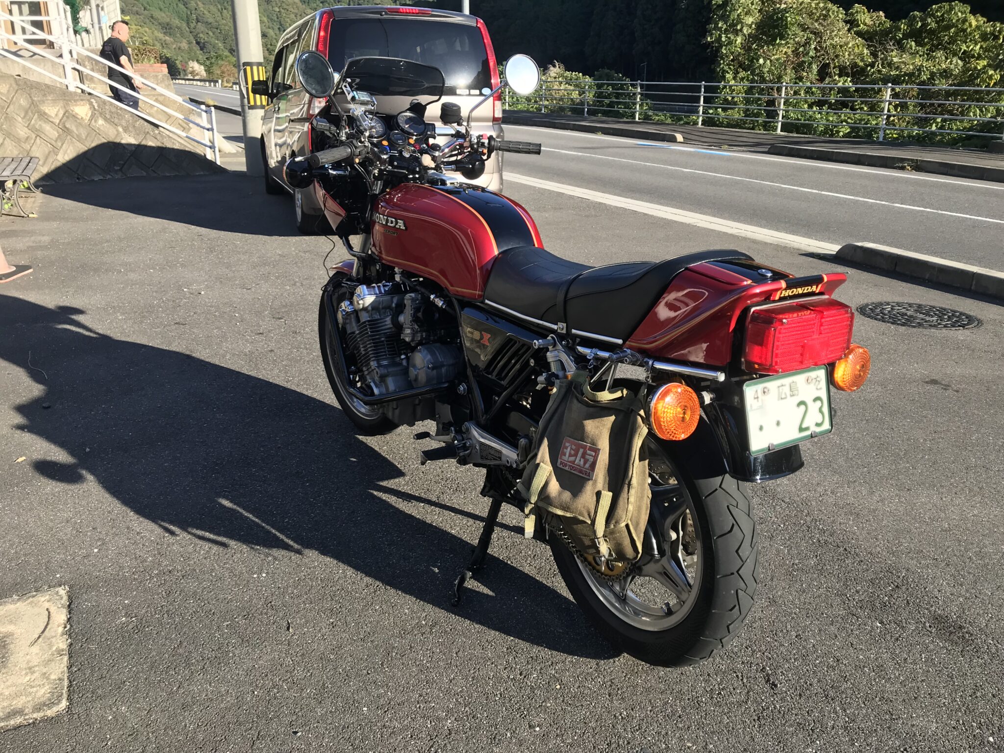 FCR-エアスクリューの各シリンダーの調整が出来た | CBX1000-ららら